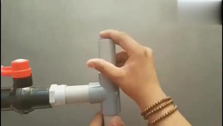 不用水泵不用电,几根弯管就能把水从低处引到高处
