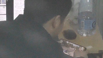 看室友如何在某精英游戏上与小学生做好朋友～