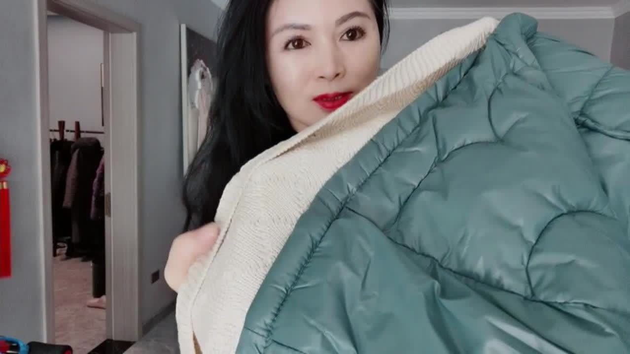 毛织领配免洗羽绒棉棉衣 个性休闲又年轻 三个色 中长款哦