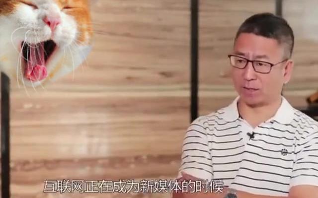白岩松思考多清醒:犀利指出通病,分析社会现状直扎人心