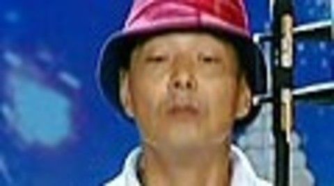 乡村教师来献艺 “五金铺子”把曲奏