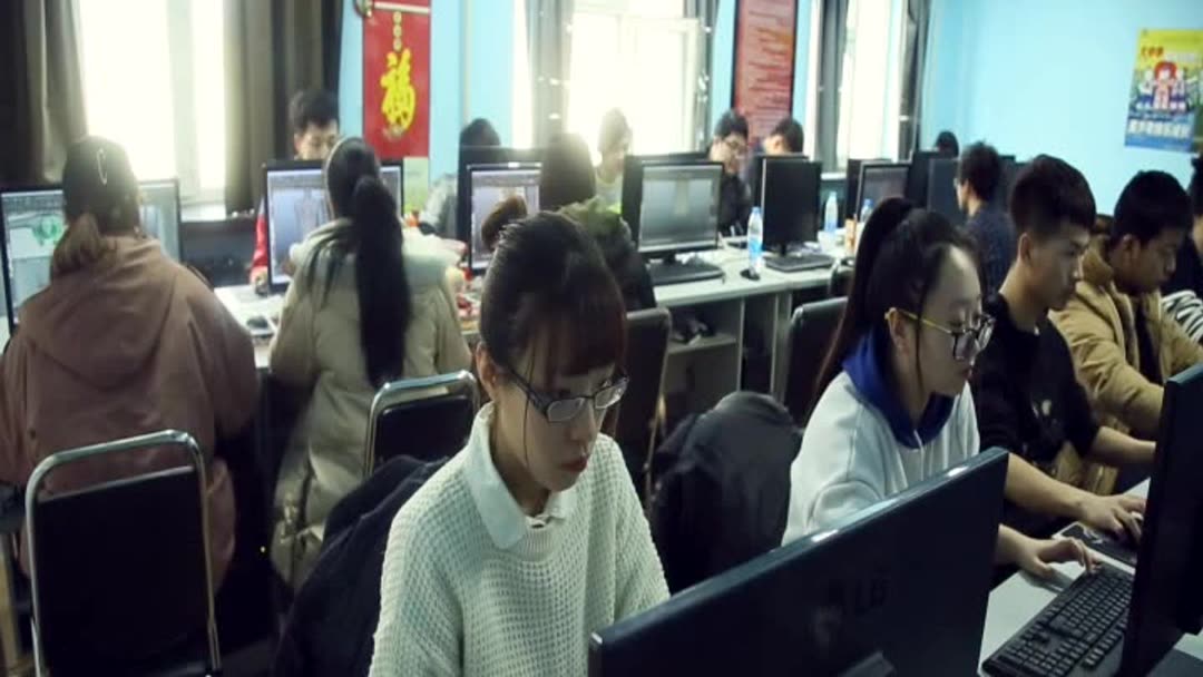 技校能学计算机吗