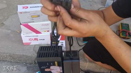 电动车充电器如何分辨质量好坏?师傅教你一招;看一眼就知道好坏