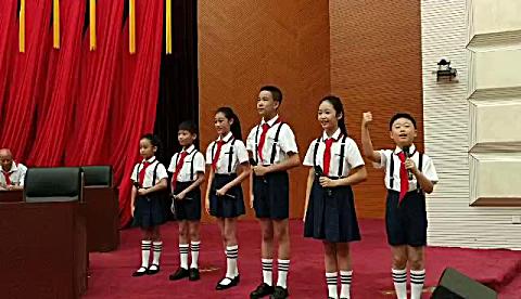 汕头市第七次少代会少先队员献词代表