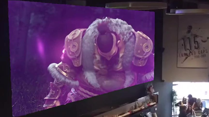 哈哈哈,老外也喜欢看我最喜欢的完美世界#抖音小助手 #超燃