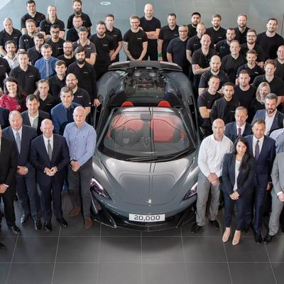 5月13日对于迈凯伦来说具有里程碑式的意义,因为这一天第20000辆...