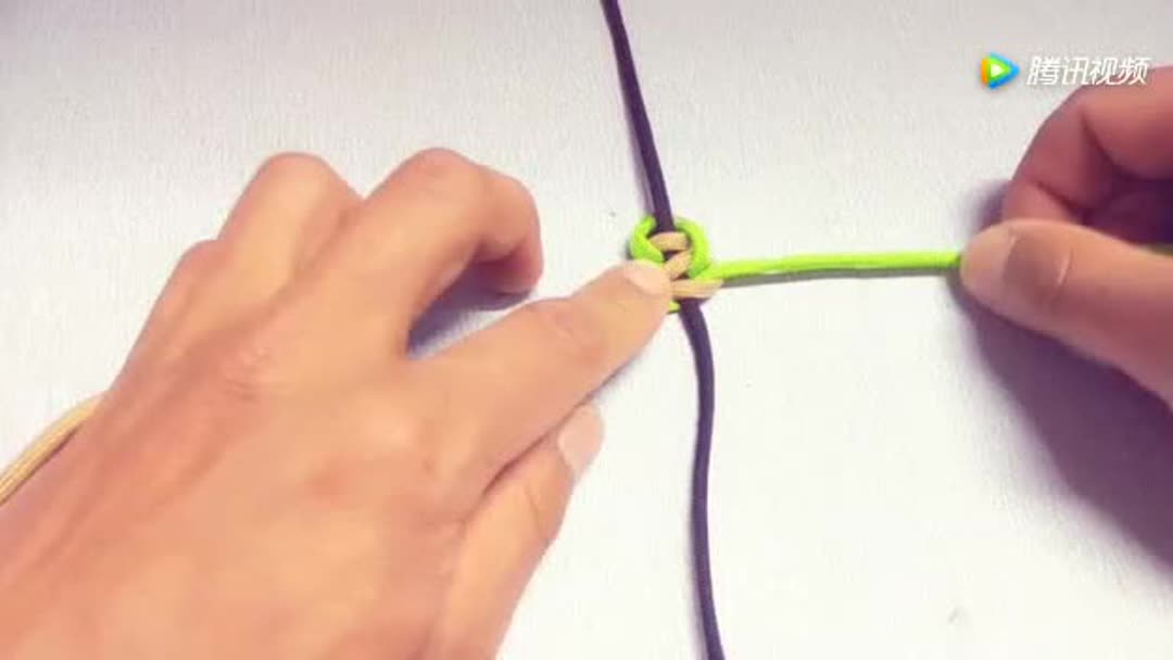 手工编绳,简单的双向平结编织方法,学会了就可以编出好看的手链