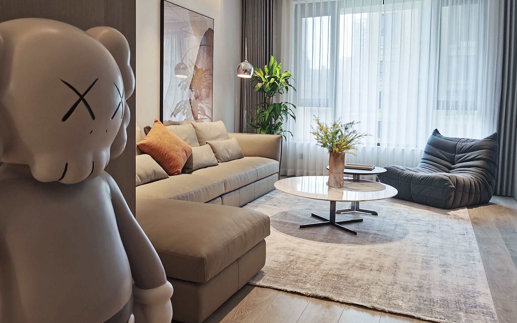 夫妻装修160㎡大宅,客厅扔掉电视,网友:收纳我只佩服她家!