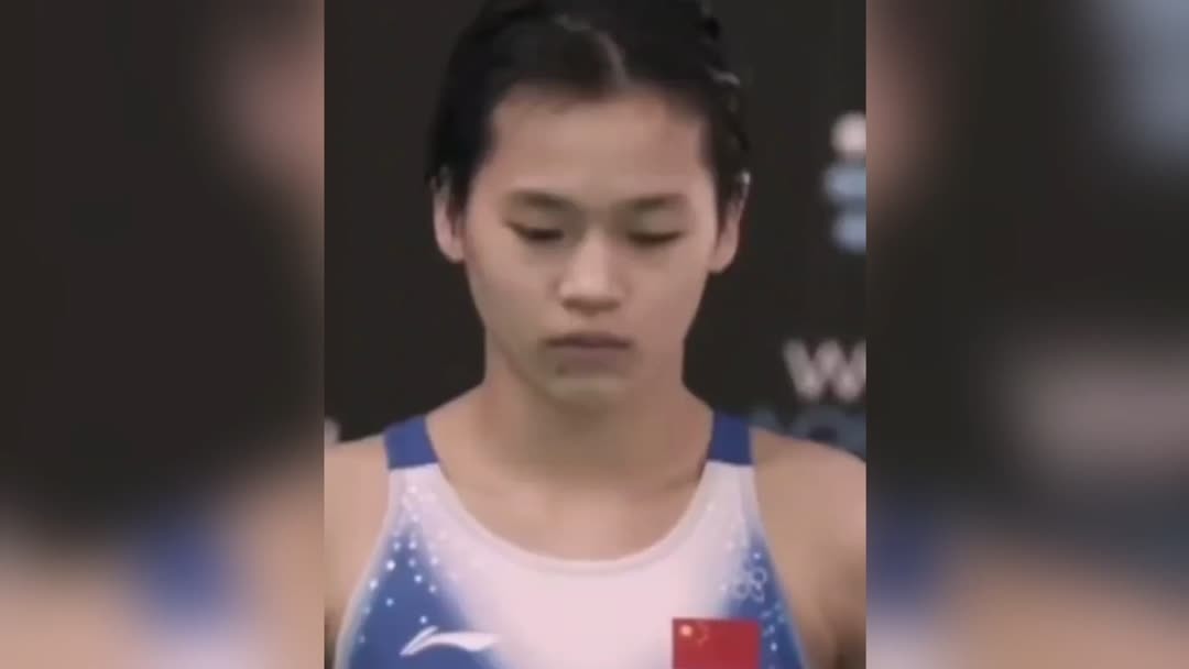 跳水世界杯加拿大站 全红婵五跳全部第一晋级决赛!全场欢呼!