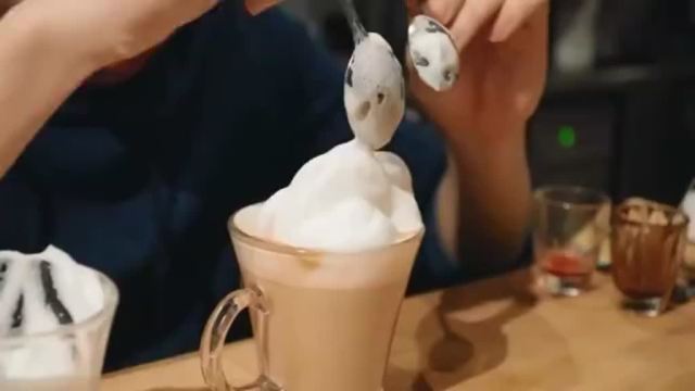 咖啡拉花您一定经常见,3D咖啡拉花见过吗?来看看制作过程