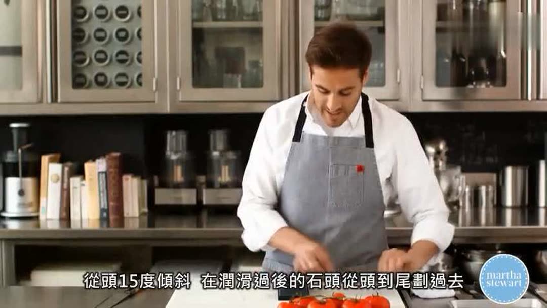 大厨们看过来,教你怎么用磨刀石,磨好一把锋利的主厨刀