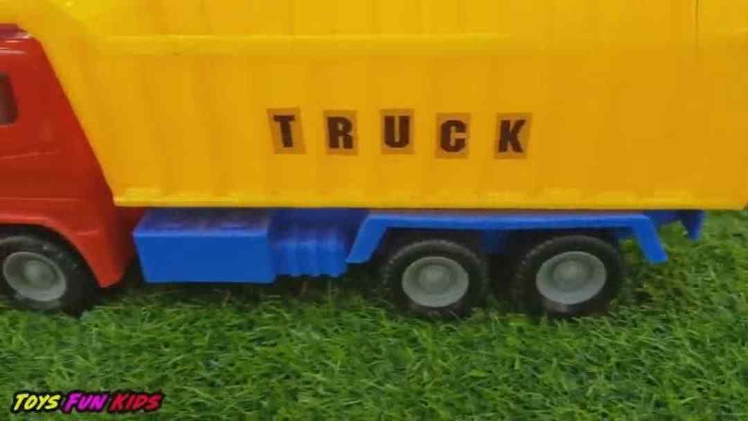 儿童早教动画,卡车和挖土车一起合作,把道路修理好