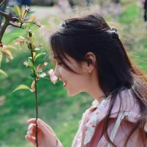 小文要笑呀 