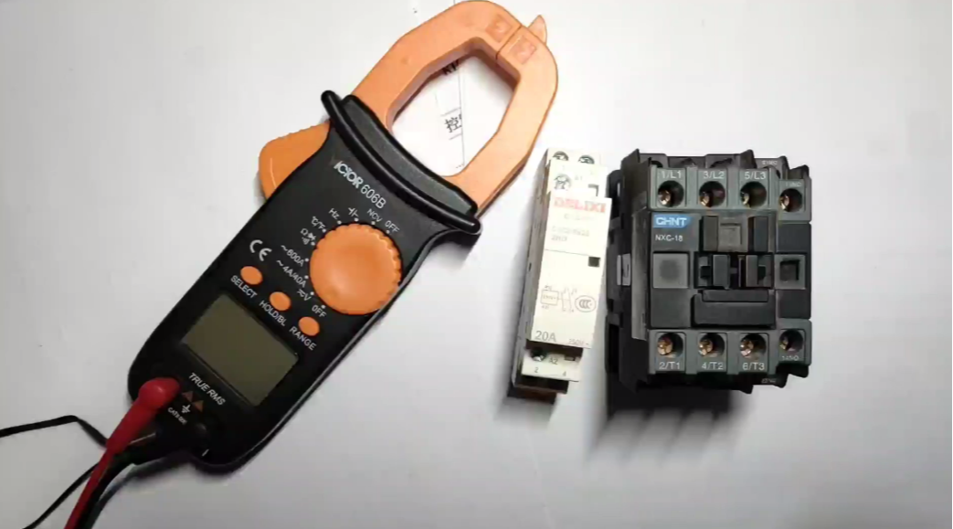 万用表怎么判断单相接触器的好坏?它和三相接触器有什么不同?