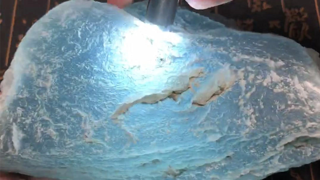 翡翠纪实:带你近距离接触不同敞口之间的开窗效果