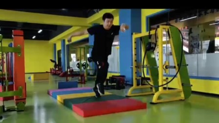 哈咪咕噜少儿体适能,前滚翻练习