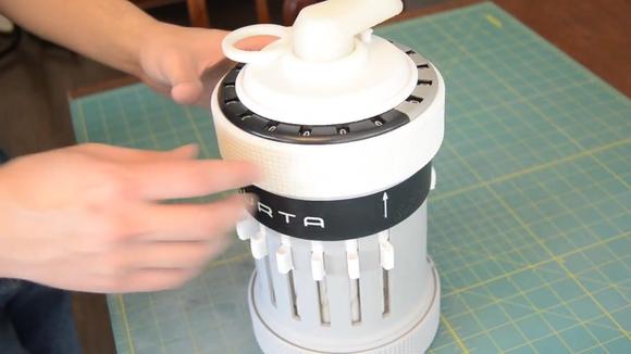 3D打印的科塔计算器Curta Calculator Type I模型演示