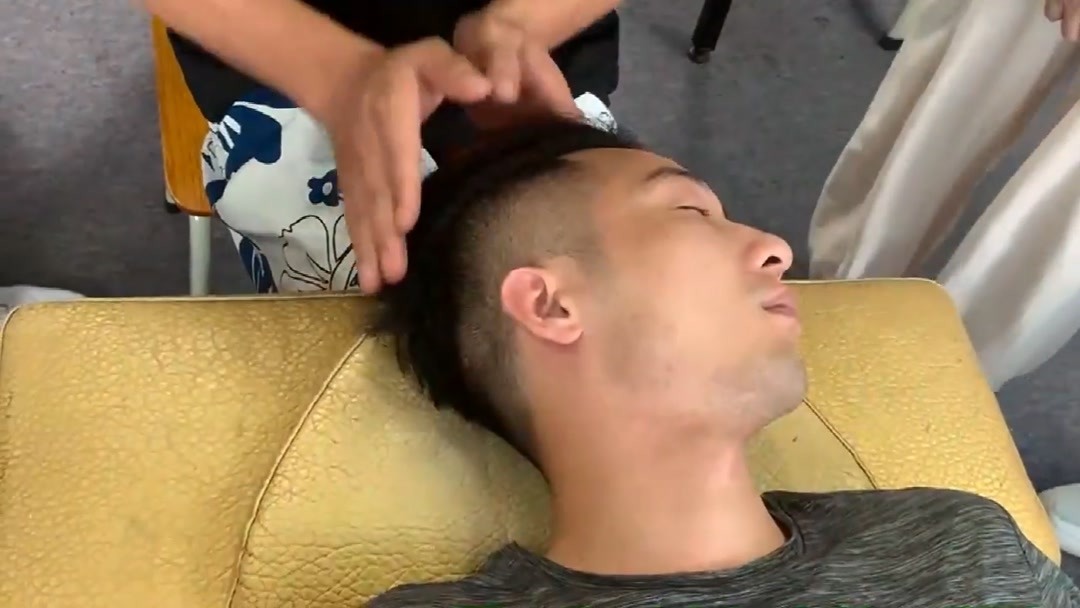 中医头面部推拿按摩手法顺序