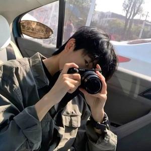 勇往直前小白帆 