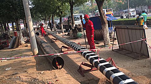 管道U型内衬穿插HDPE管