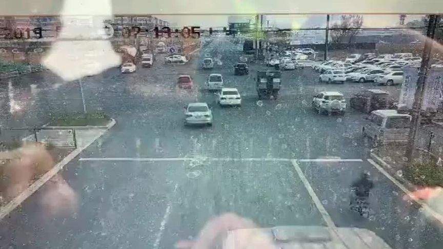 突发!太原街头一电动车与大车相撞!母女二人当场身亡!