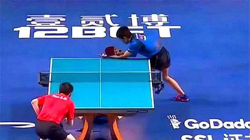 精彩回顾,樊振东血虐张本智和,直接打的对手垂头丧气!霸气