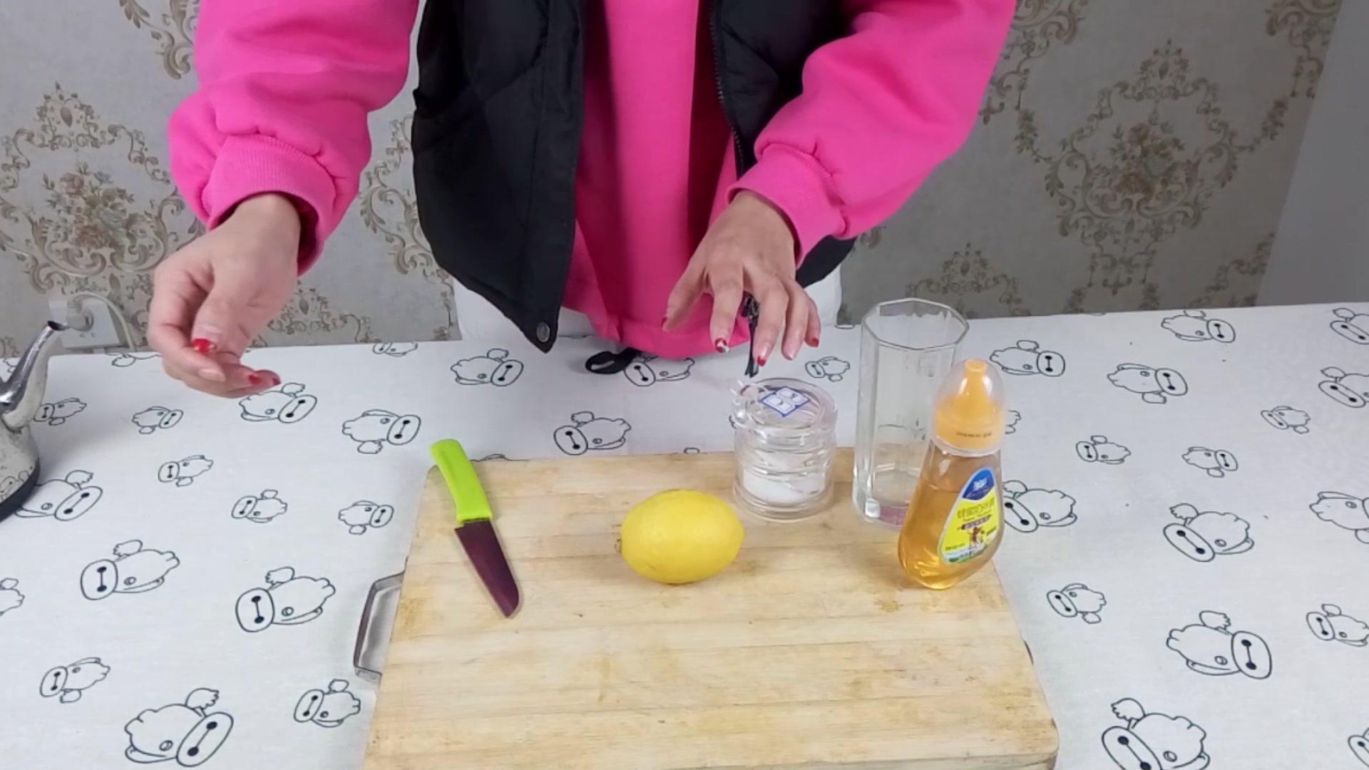 柠檬泡水喝还有禁忌?教你泡柠檬水的正确方法,快告诉家里人