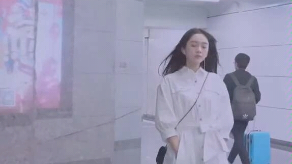 你相信世界上有另一个自己吗?见到她会说什么