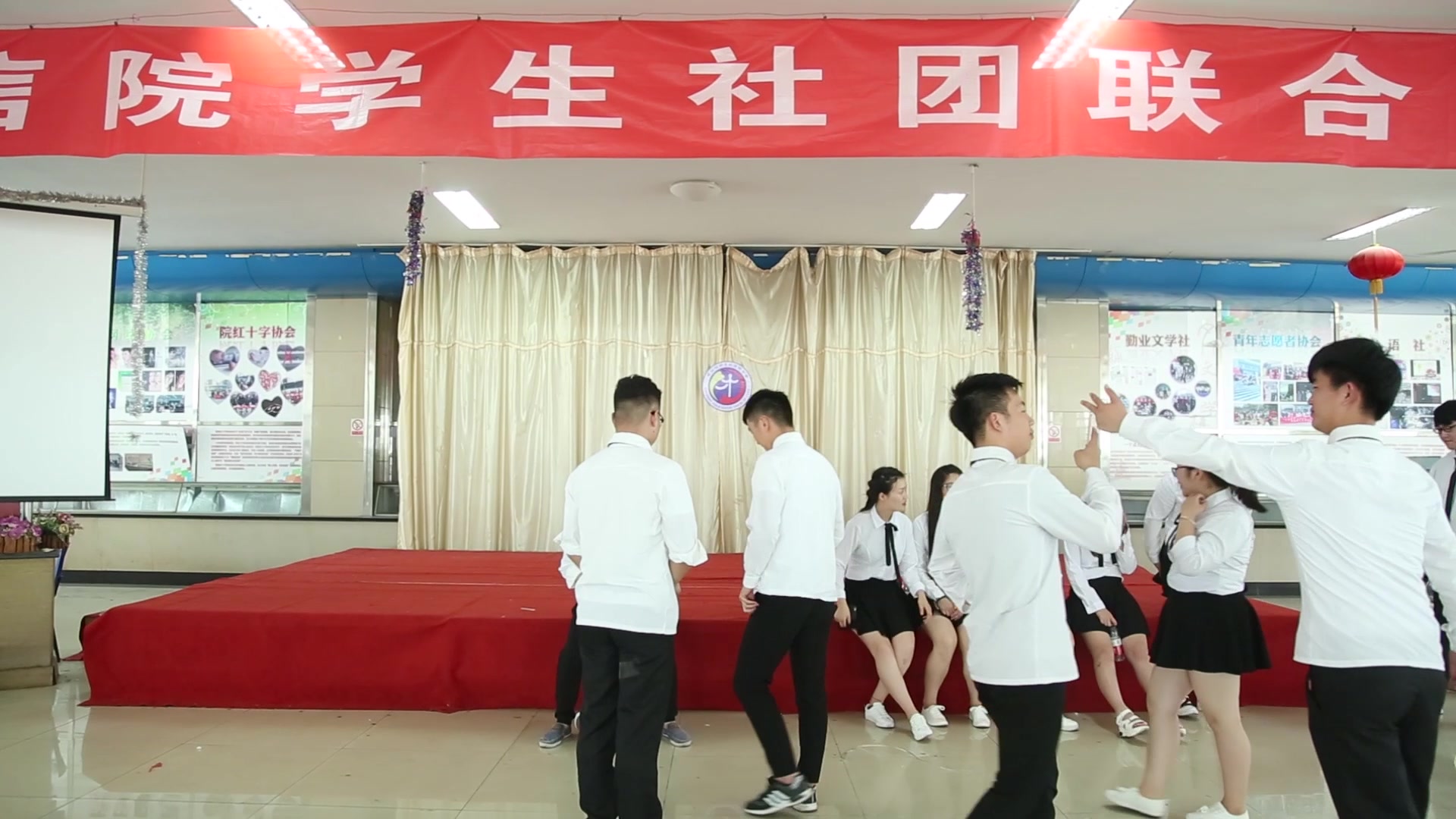2017年常州信息职业技术学院社联毕业视频