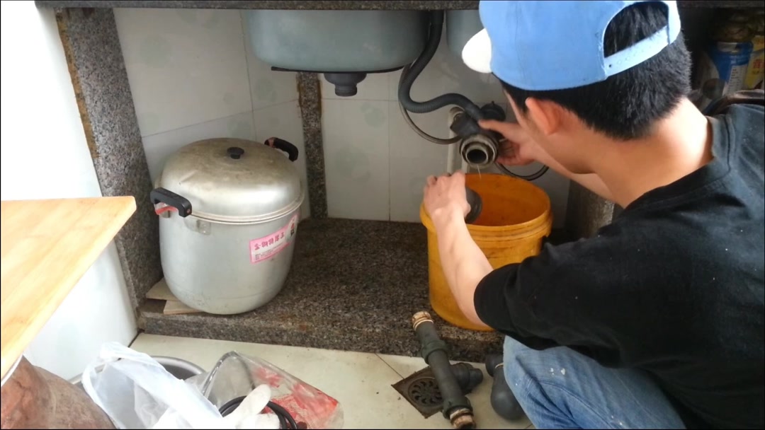 龙爱平工作室厨房 下水道怎么疏通讲解