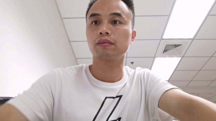 加班了,努力奋斗吧