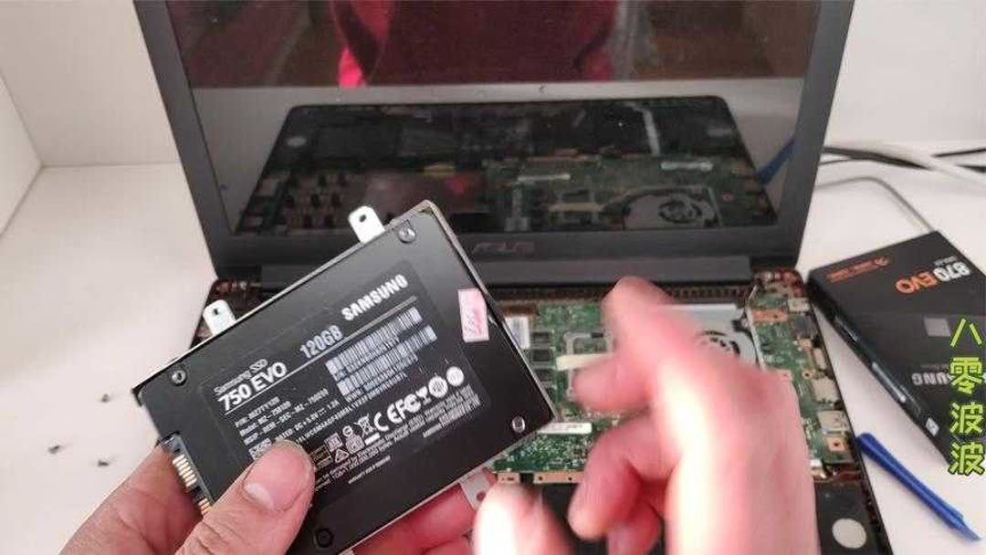 稍老一点的电脑开机慢卡顿,换个固态不再是梦寐以求,速度超赞