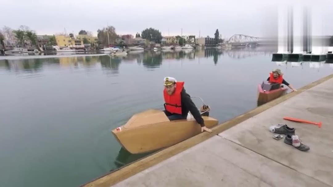 牛人做成小木船放进水里试驾,技术宅一出手大神都跪了