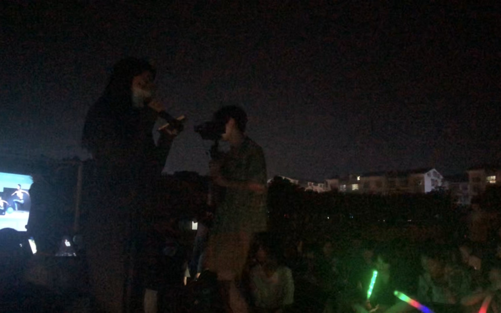 【520杰伦专场♥西科大歌迷献唱】小姐姐带大家合唱《最长的电影》