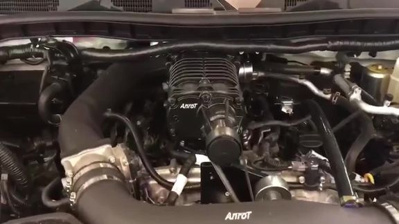 途乐4.0安装VT双螺杆机械增压系统,沙漠越野必备神器#途乐 #越野