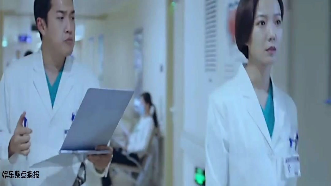 急诊科医生:给老演员们致敬!为了演戏效果逼真,竟真的抽血!