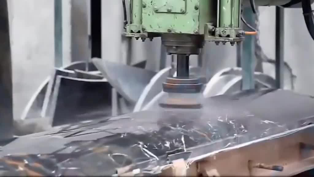 一个视频告诉你瓷砖是如何制造的,今天算是见识了!