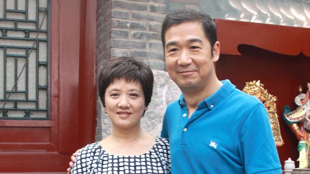 张国立邓婕合伙企业经营异常 因登记场所无法联系