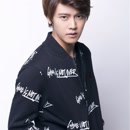 陪任嘉伦一起走 