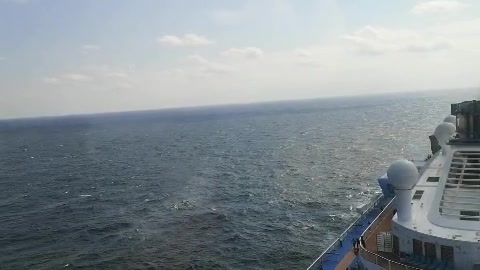 “智慧邮轮”从上海吴淞码头启航 海上漂的邮轮旅游,从上海吴淞码头...