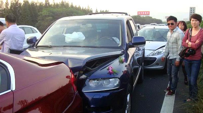 汽车出现事故时,最好别说这3句话,不然可能一分钱也得不到!