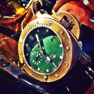 钟表大世界主号 