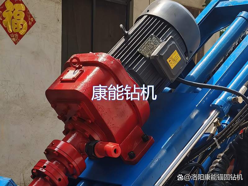 潜孔钻机改良方案-搭配履带橡胶底盘可行性分析