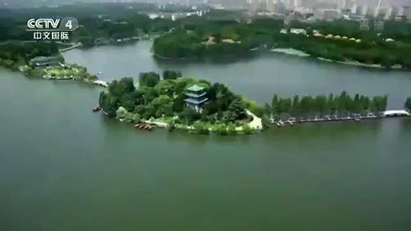 大医精诚,大爱无垠。疫情当前医生护士冲锋在前向最美逆行者致敬