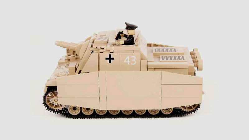 拼搭COBI积木2514,德国二战灰熊四号突击炮