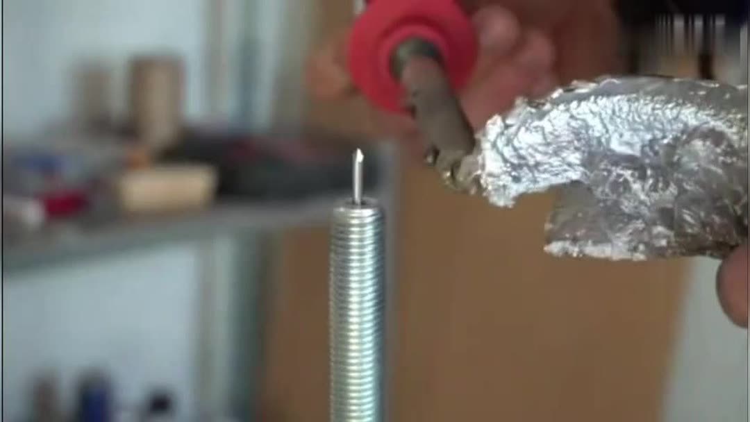 自制神器,一招轻松拆开单车链条,太实用了