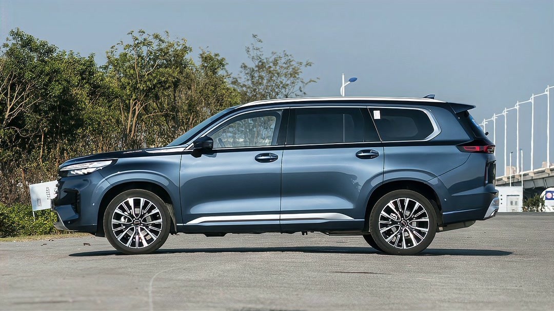 预算20万最具有性价比的SUV,开门不输路虎捷豹,2.0T261马力四驱