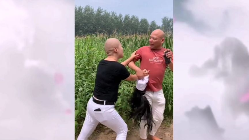 妹妹:你有车吗?你有房吗?你有存款吗?哥哥:那你有什么?