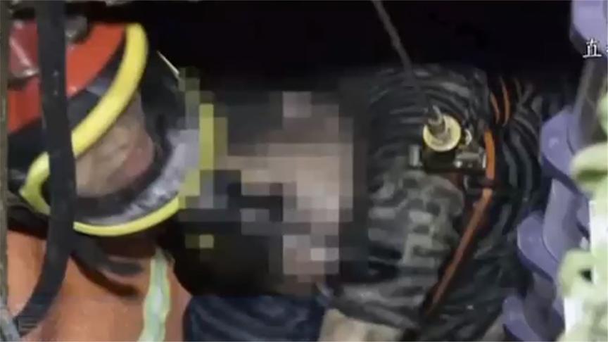 宠物狗掉进污水井,男主人为救狗被困身亡,网友:代价太大了