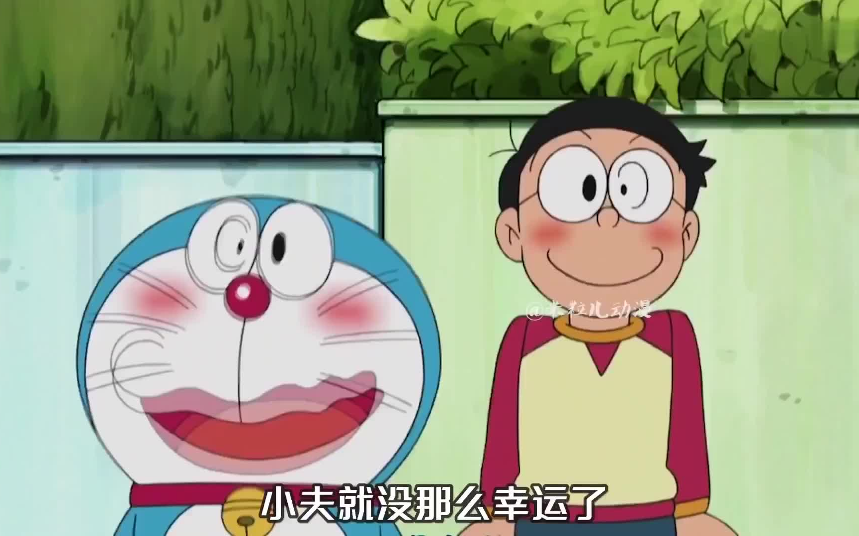 哆啦A梦:吃口香糖共享别人口中美食,分给胖虎大雄抽搐了。哆啦A梦...